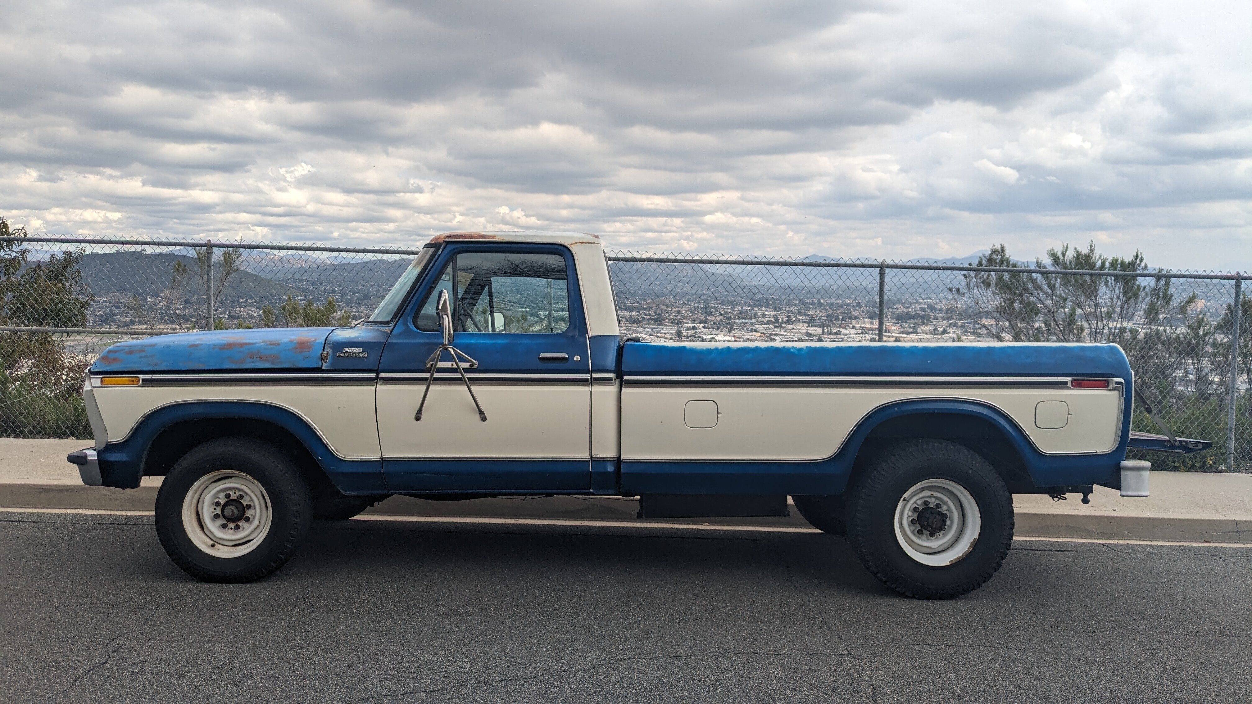 1977 Ford F350 2WD Regular Cab Classic Trucks for Sale - Classics on ...