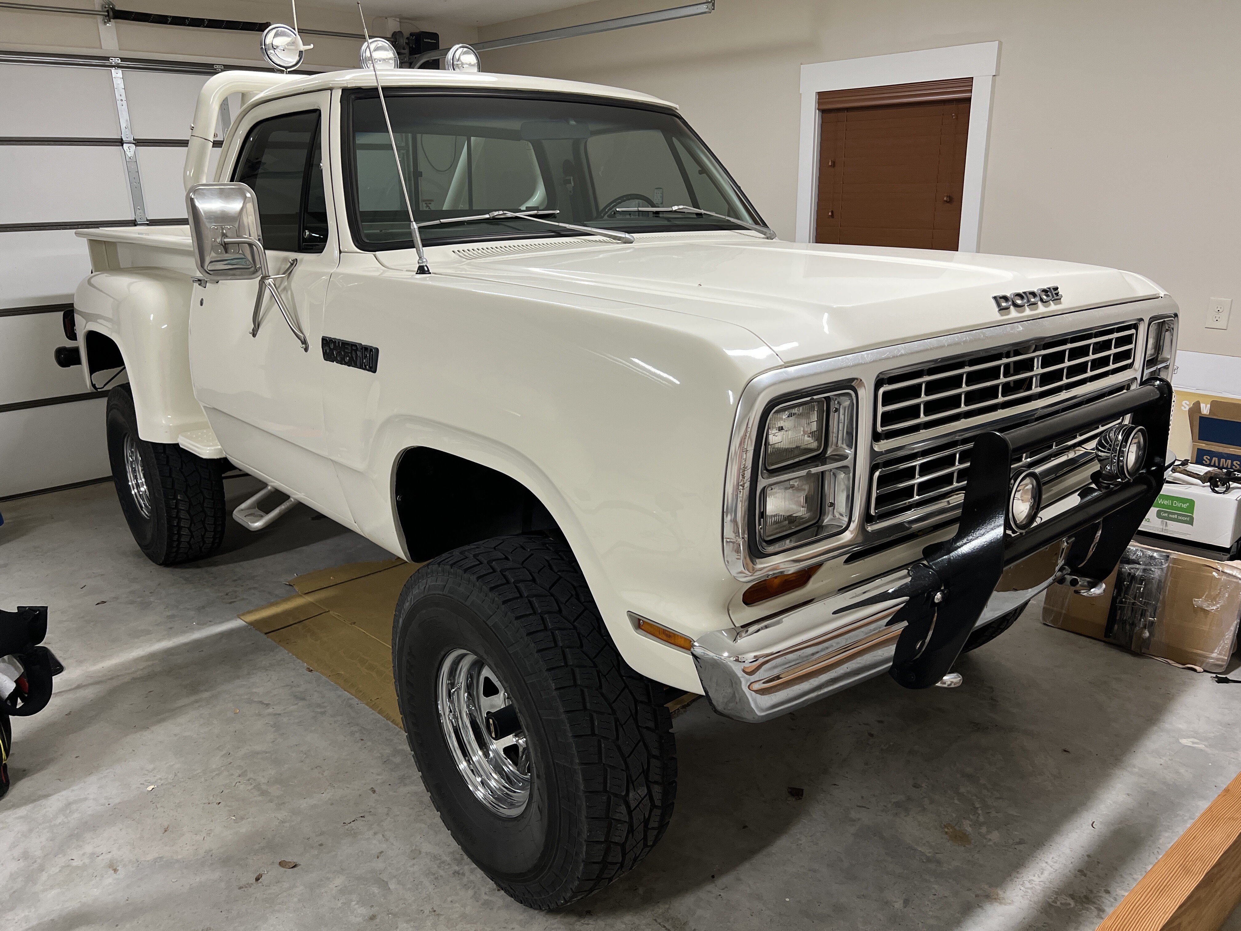 1980 Dodge Ram Power Wagon