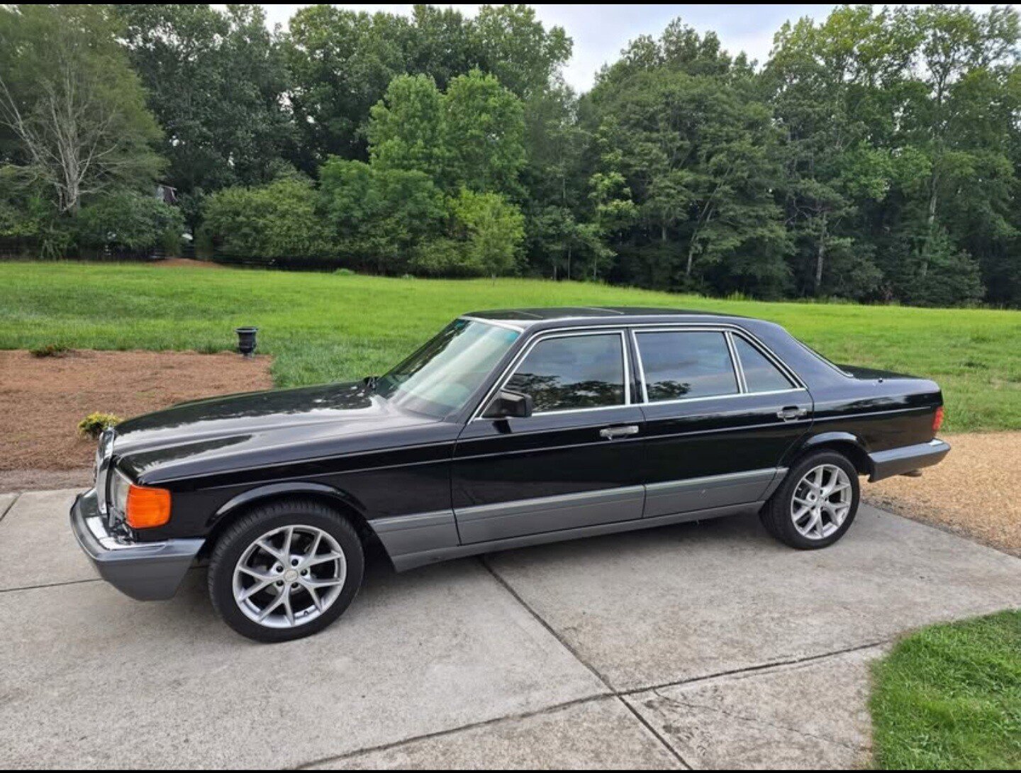 Mercedes-Benz 560SEL Classic Cars for Sale - Classics on Autotrader