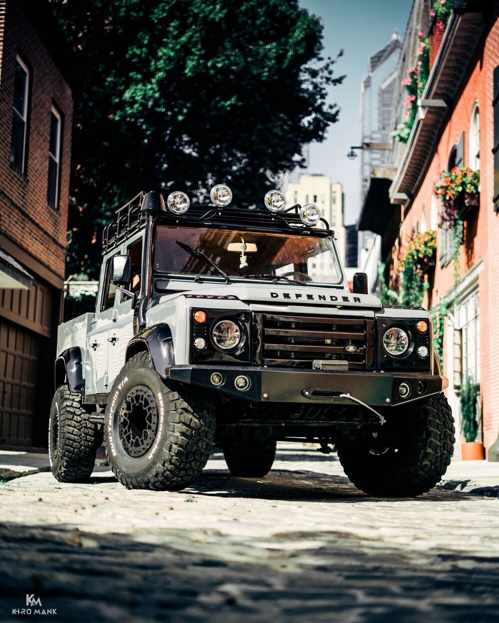 Land Rover Defender 130 V8 Classic Cars for Sale - Classics on Autotrader